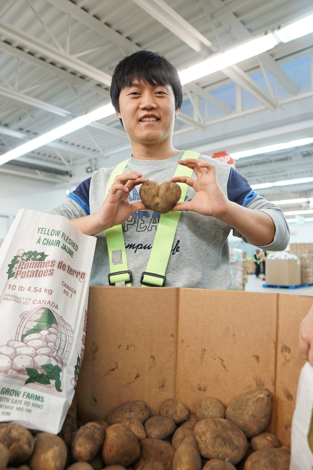 English + Volunteer Programs – Heartland Winnipeg - HeartLand